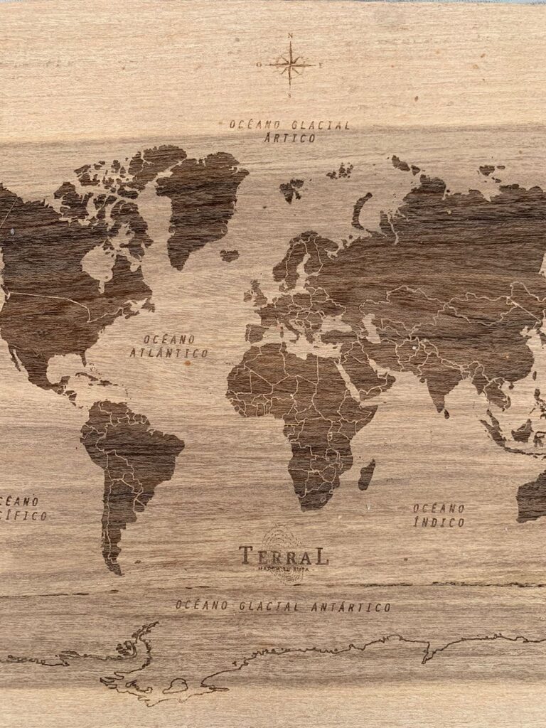 Mapamundi Petribí Medium - Terral